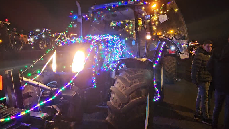 John Deere's, New Holland's en nog veel meer bij jaarlijkse trekkertocht