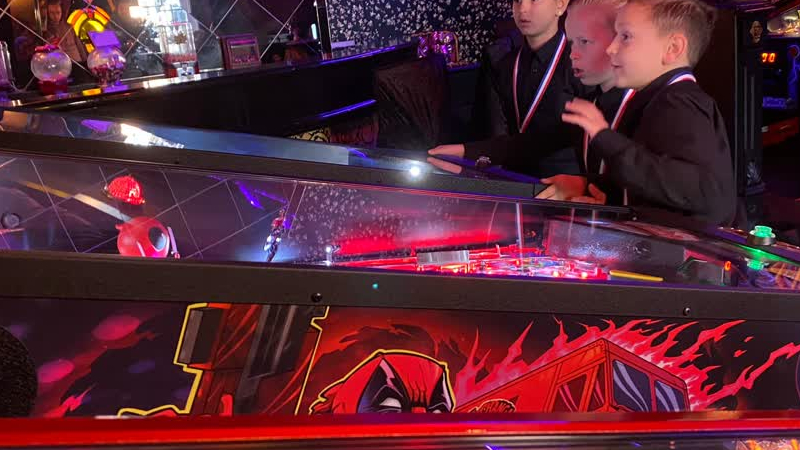 Simpel potje pinball? Sam (7) werd wereldkampioen