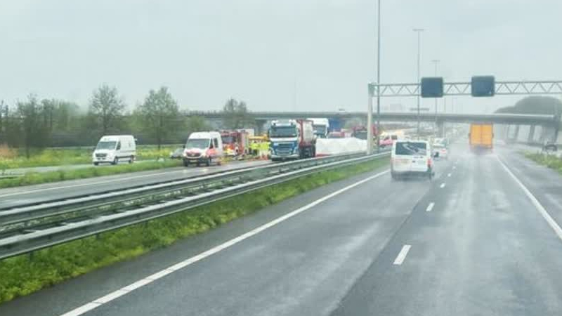 Omgekomen automobiliste bij auto-ongeluk A15 komt uit Sliedrecht